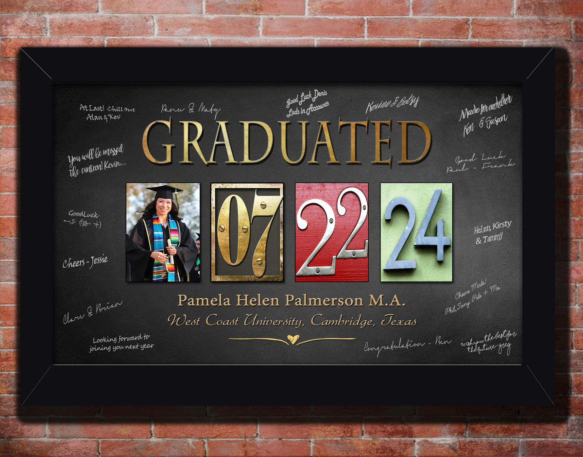 GRADUATED Décor for Graduation PHOTO Girl Graduation Class, Graduation ...